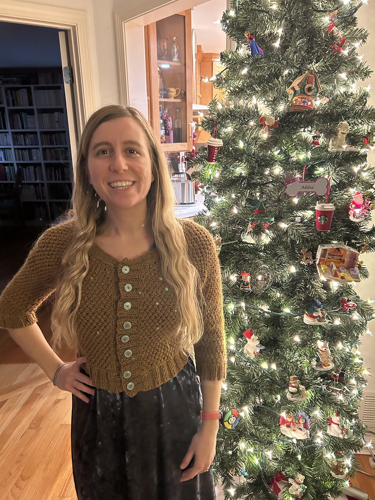 Nydia Cardigan: Custom Fit, Top-Down Knitting Pattern | VSD