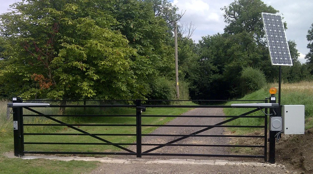 Solar Gates — Electric Gates for Farms, Stables and Rural Property