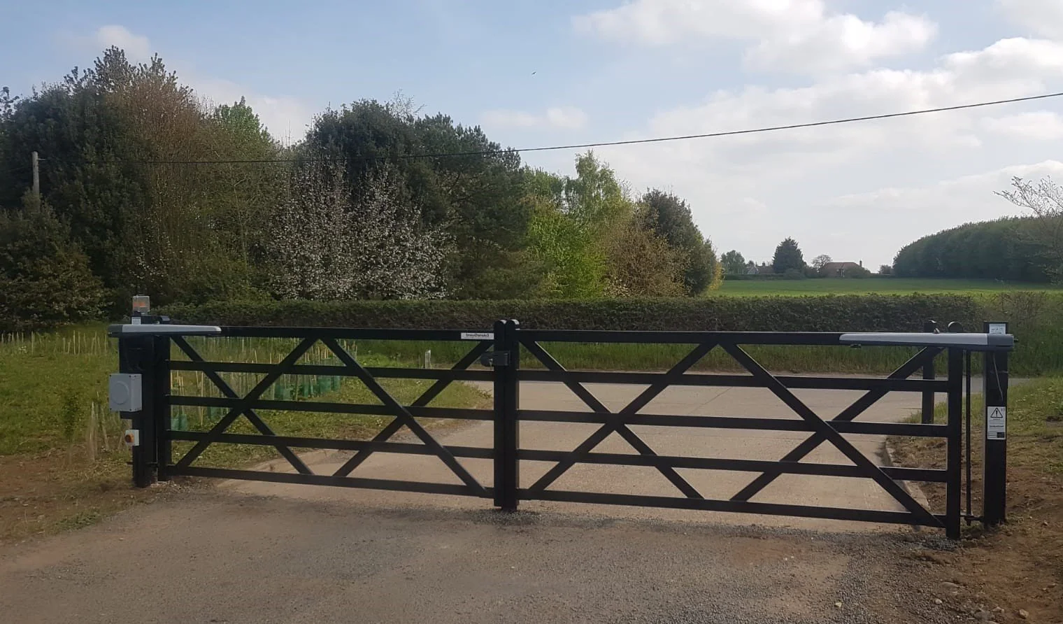 Hinging Five Bar Security Gates — Electric Gates for Farms, Stables and ...