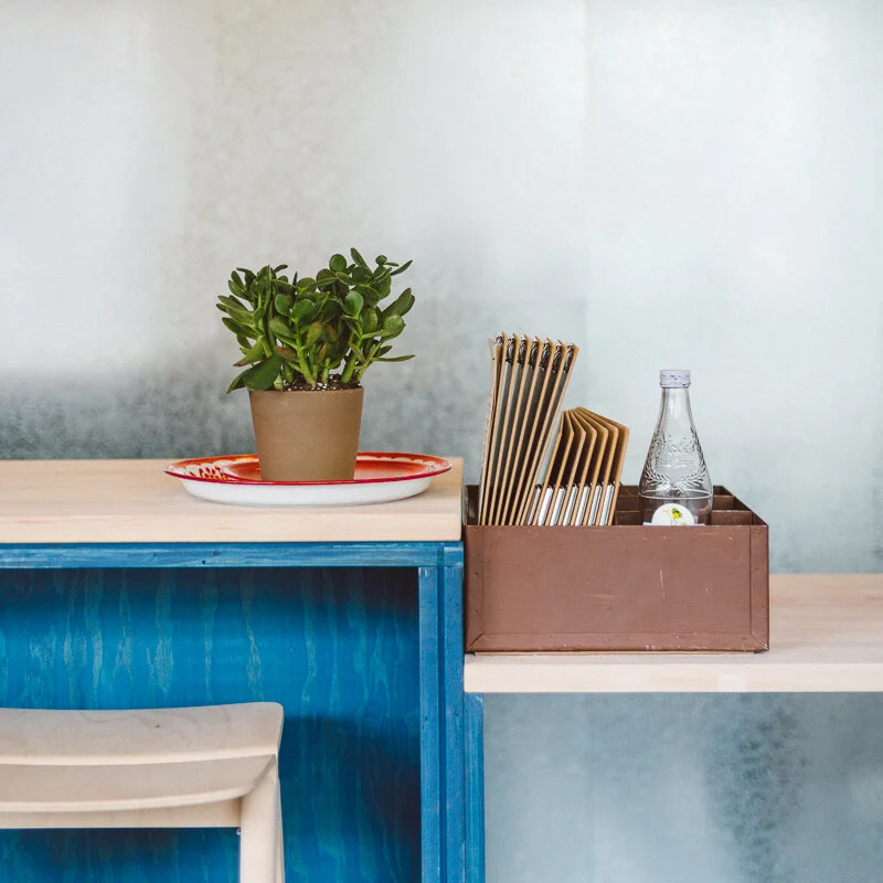 KIN KAO COMMERCIAL DR.