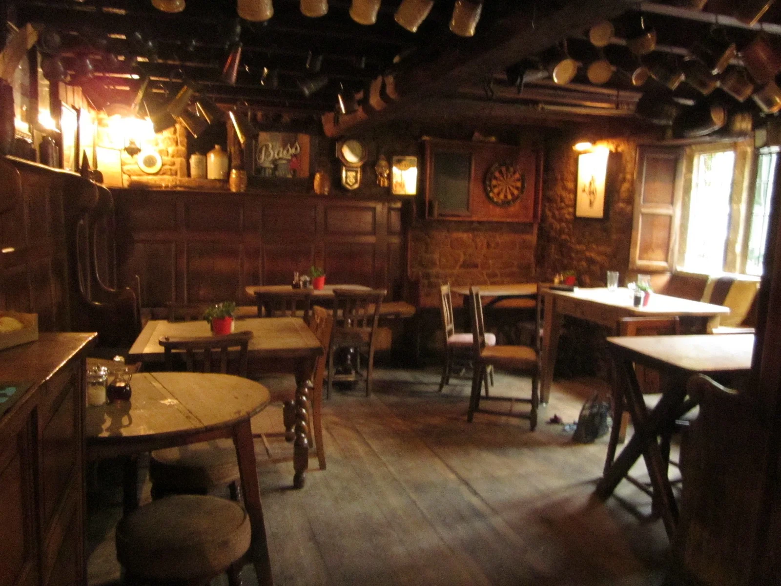 Charlotte Goes Exploring — Susanne Lord