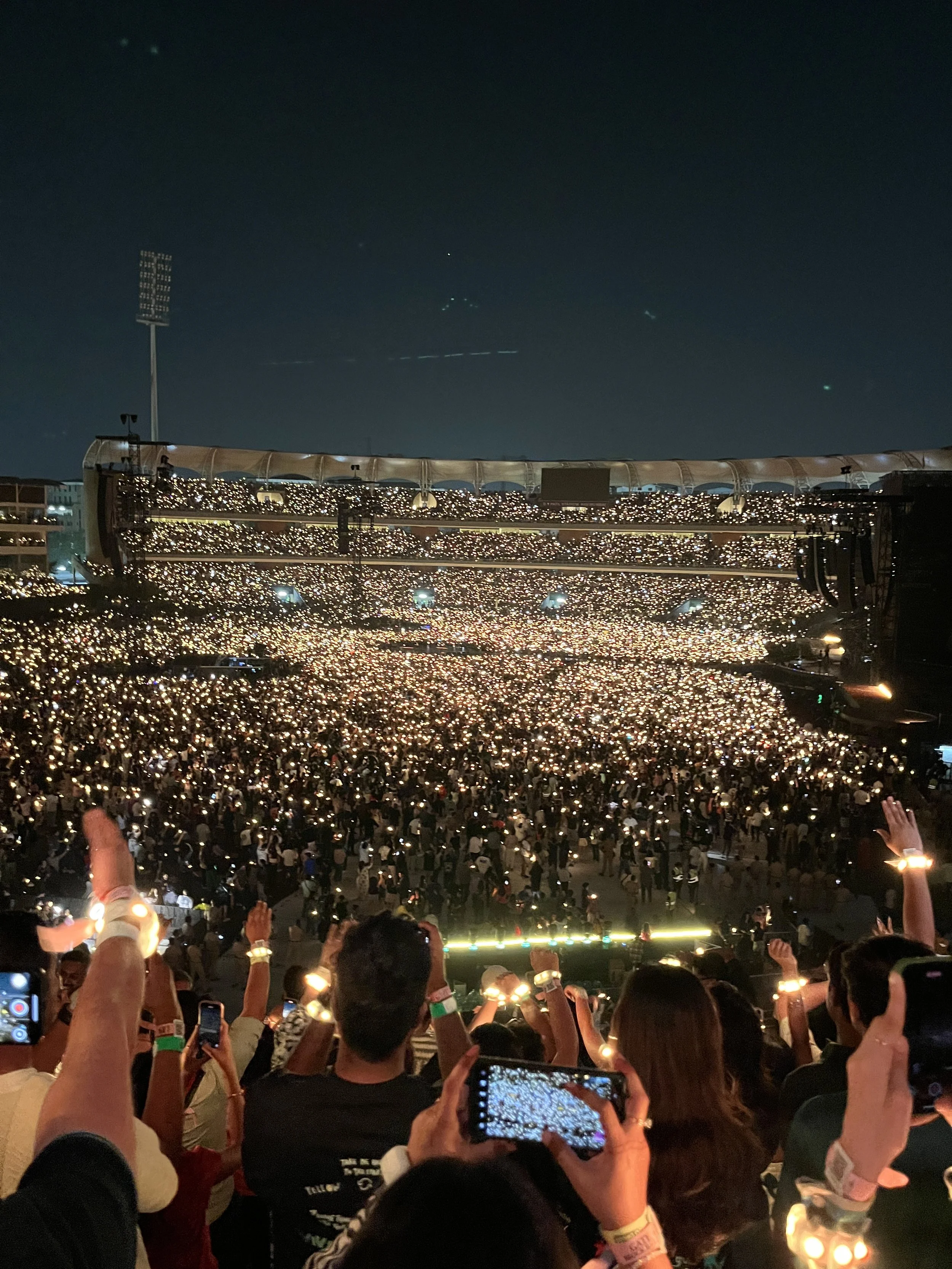 Coldplay India Mumbai Concert - DY Patil Stadium 2025