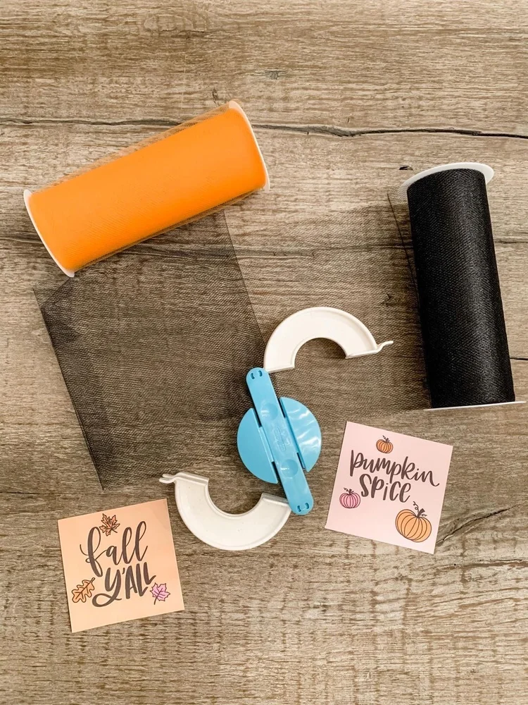 How to Create Cute Fall DIY Tulle Magic Wands with Printable Gift Tags