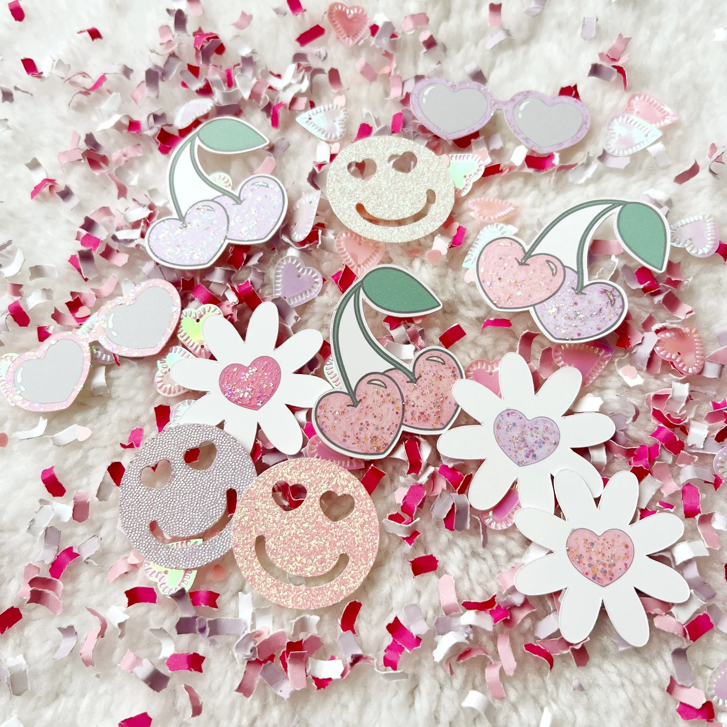 Valentines Day Party Supplies and Valentine Confetti | Festive Fetti