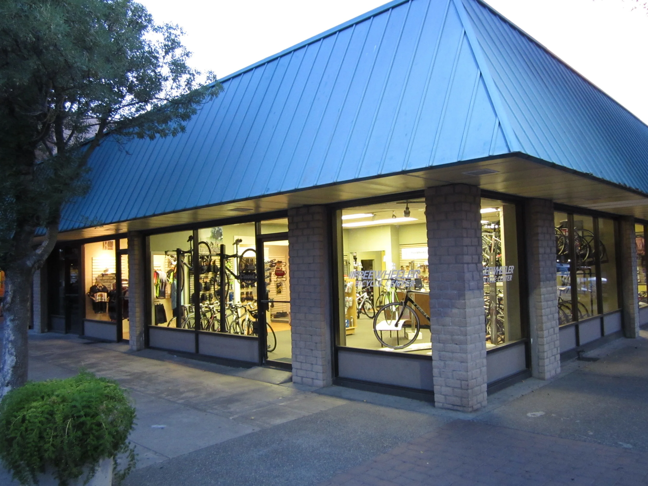 Freewheeler Bicycle CenterFreewheeler Bicycle Center
