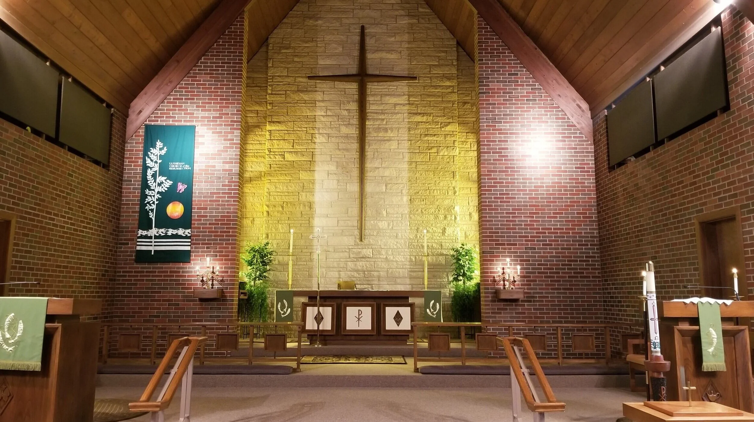 Lutheran Cross Wall