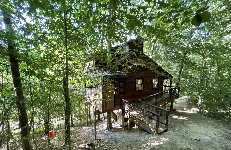 Treehouse Experts LLC