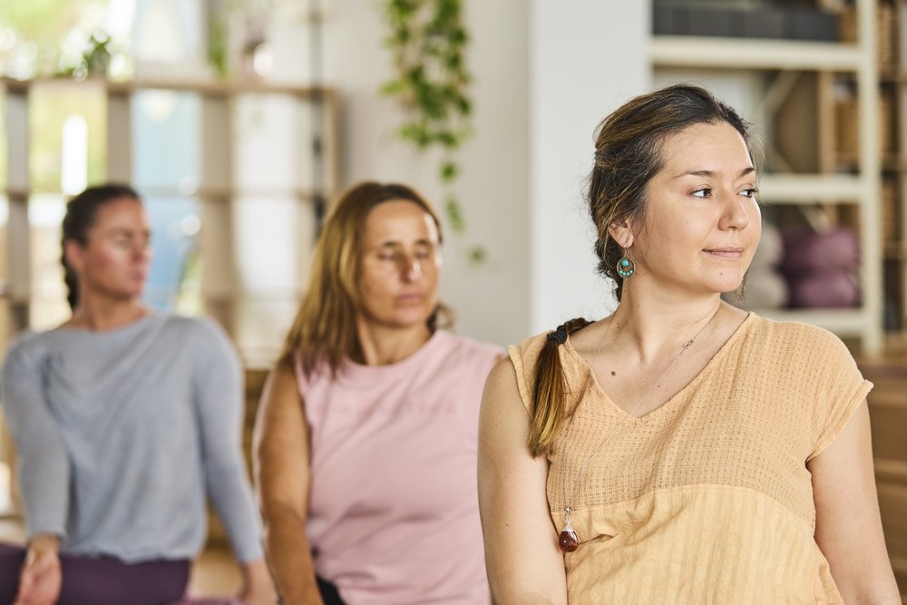 Yoga Classes Beginners: Your Guide to Starting Yoga — Soho Yoga
