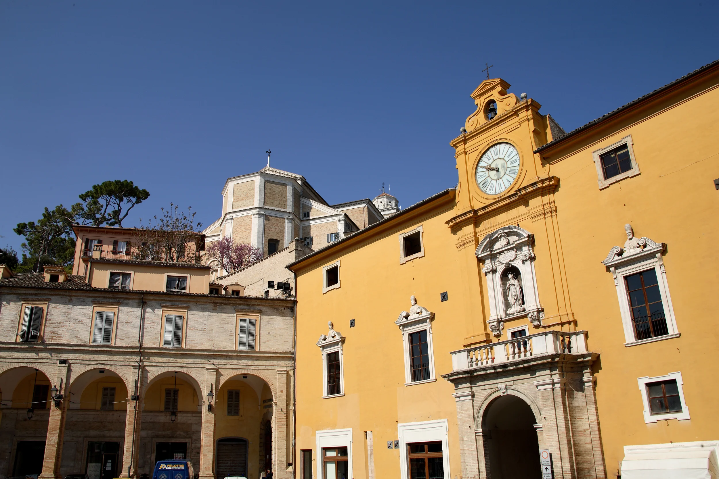 experience Le Marche