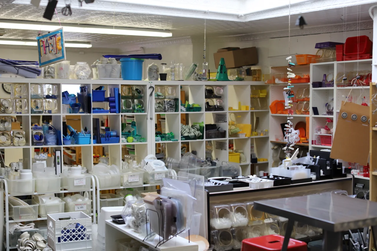 The Materials Center — Teaching Beyond the Square