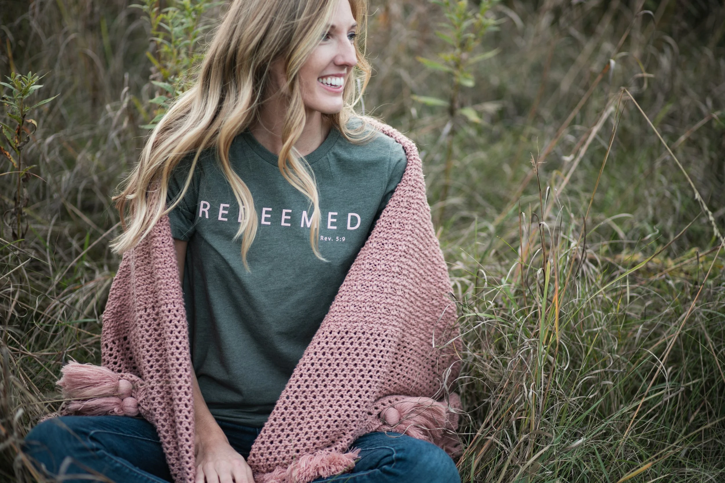 diving deep into scripture with mini devotions — six notes clothing