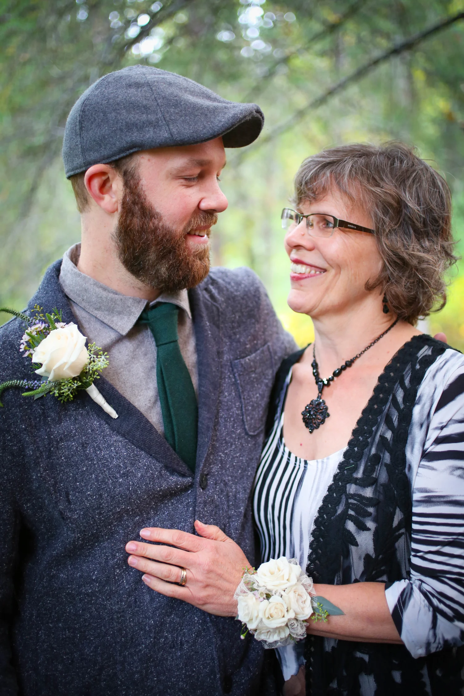 Melanie & Matt's Cozy Girdwood Wedding — Blueberry Hill Photography
