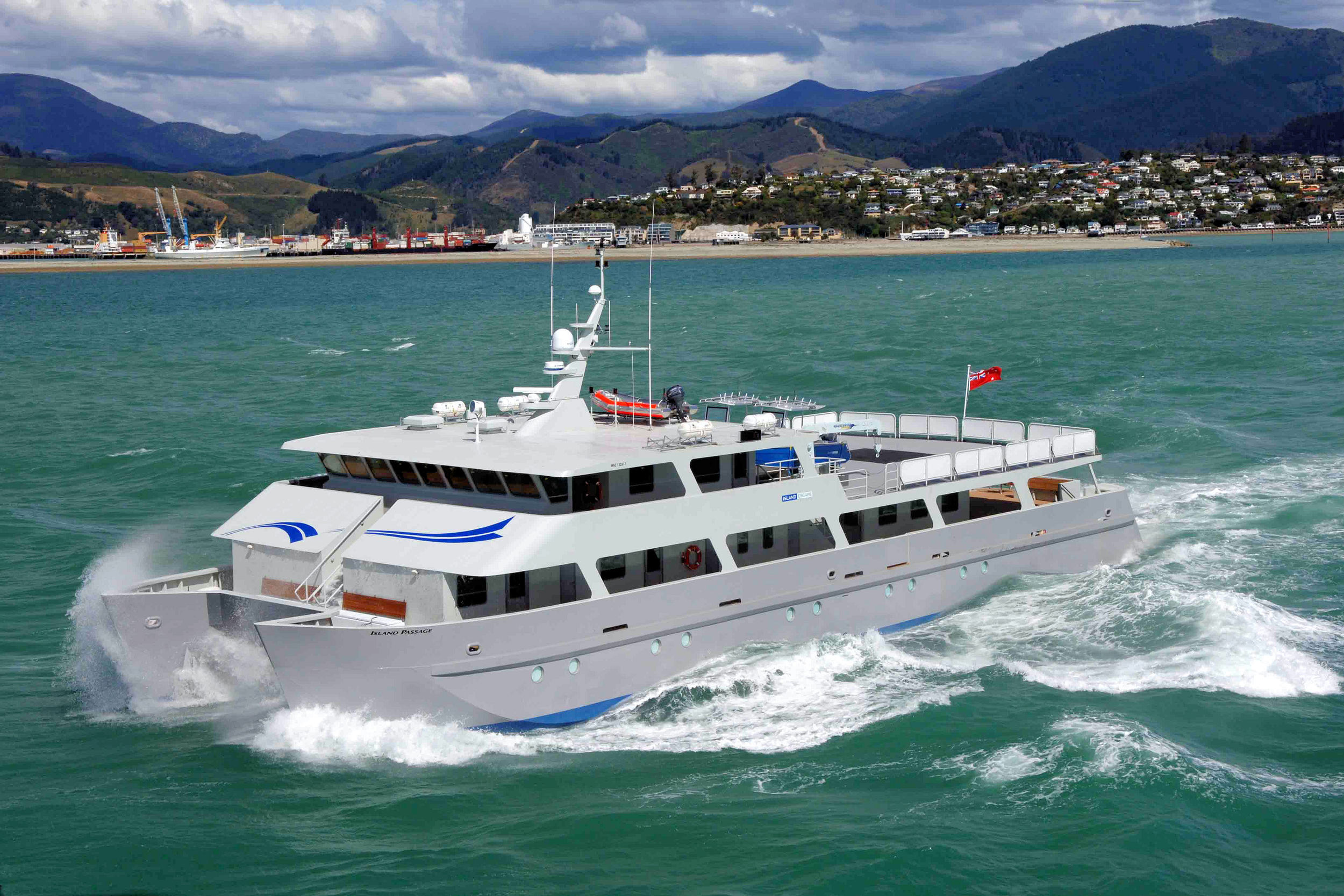 SeaMac Aluminium - Custom Made Marine Boat Windows and Doors