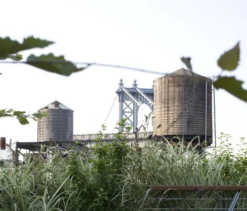 Unfolding Terrace — terrain nyc