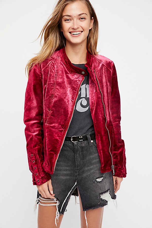 How to wear velvet after the holidays — West Coast Aesthetic