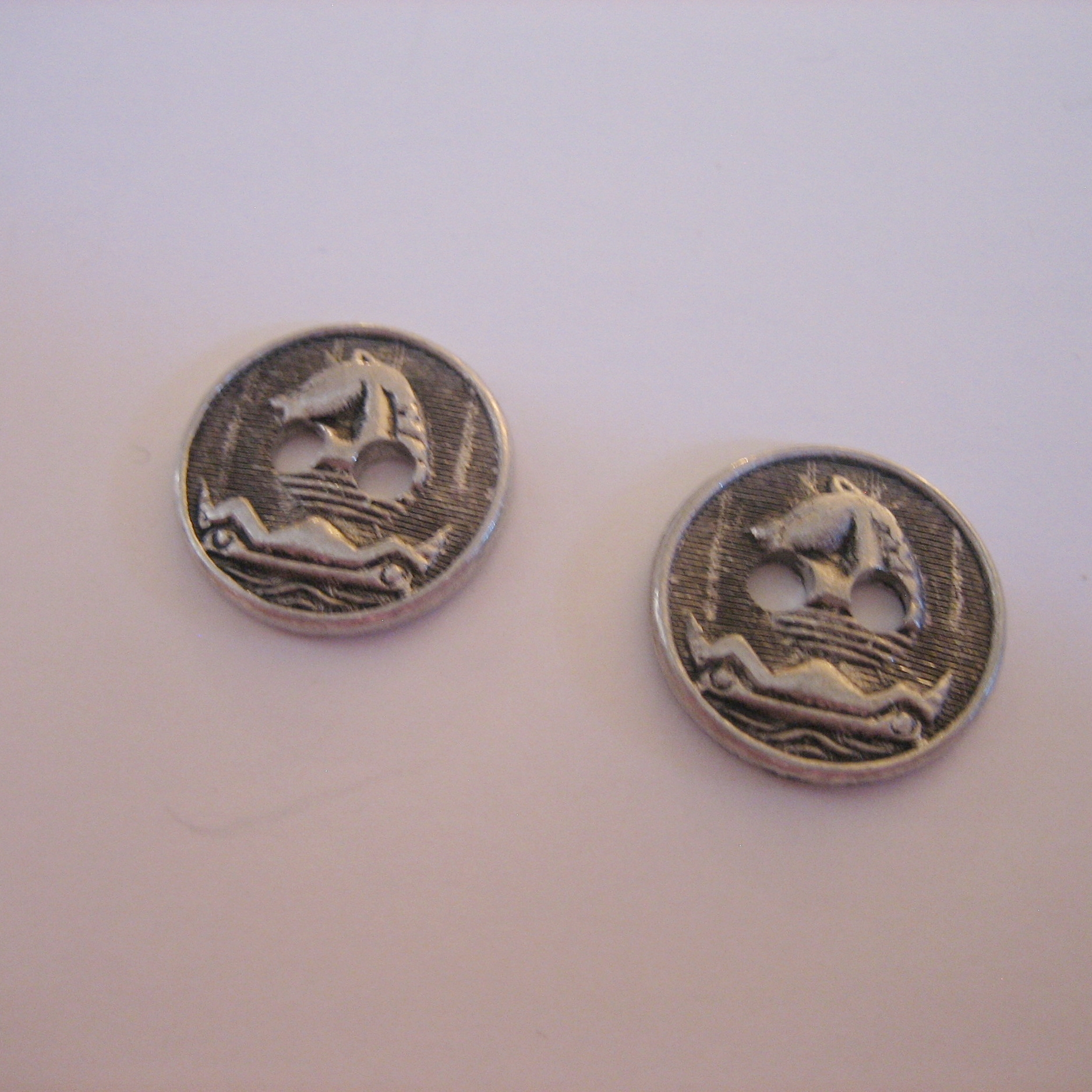 pair of vintage buttons Paper, Party & Kids Scrapbooking Papercraft ...