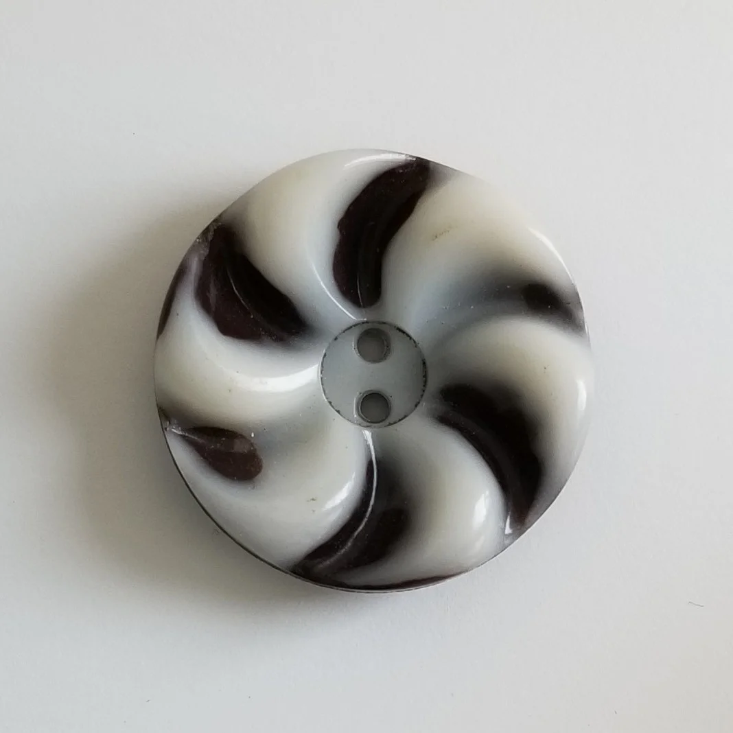 Midcentury Plastics/Colt Manufacturing — 183 Vintage Buttons