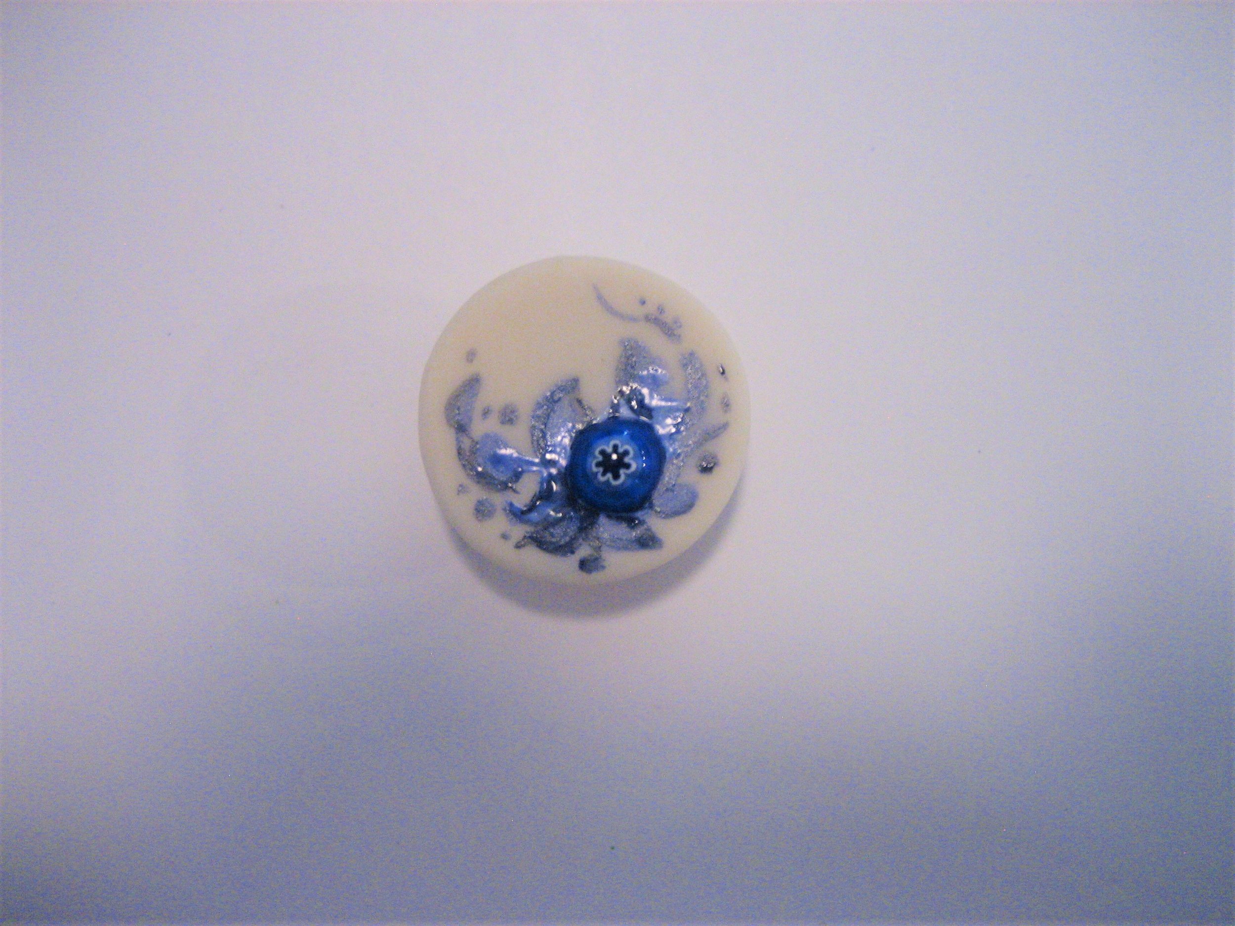 Artist-Joyce Hendrickson — 183 Vintage Buttons