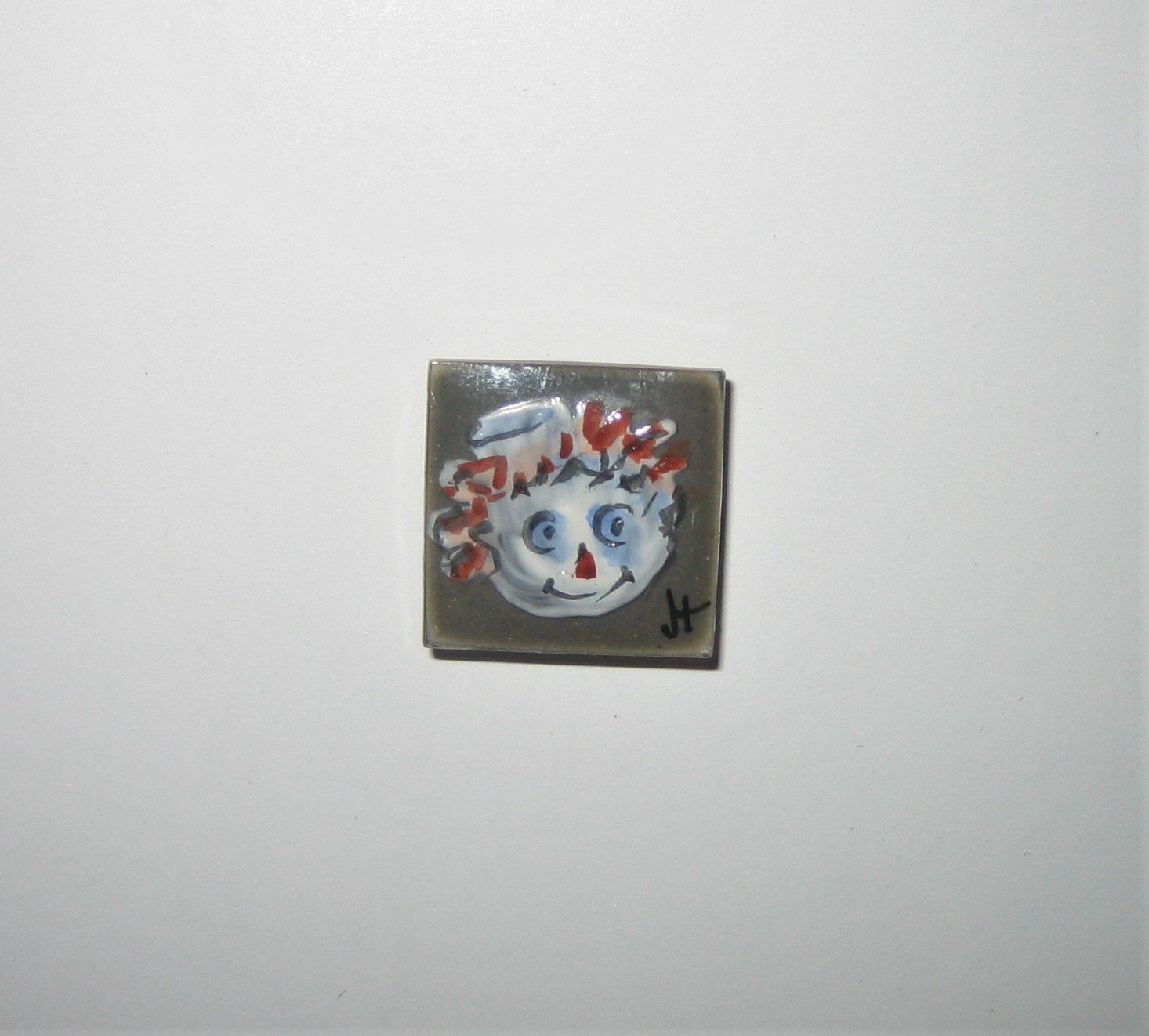 Artist-Joyce Hendrickson — 183 Vintage Buttons