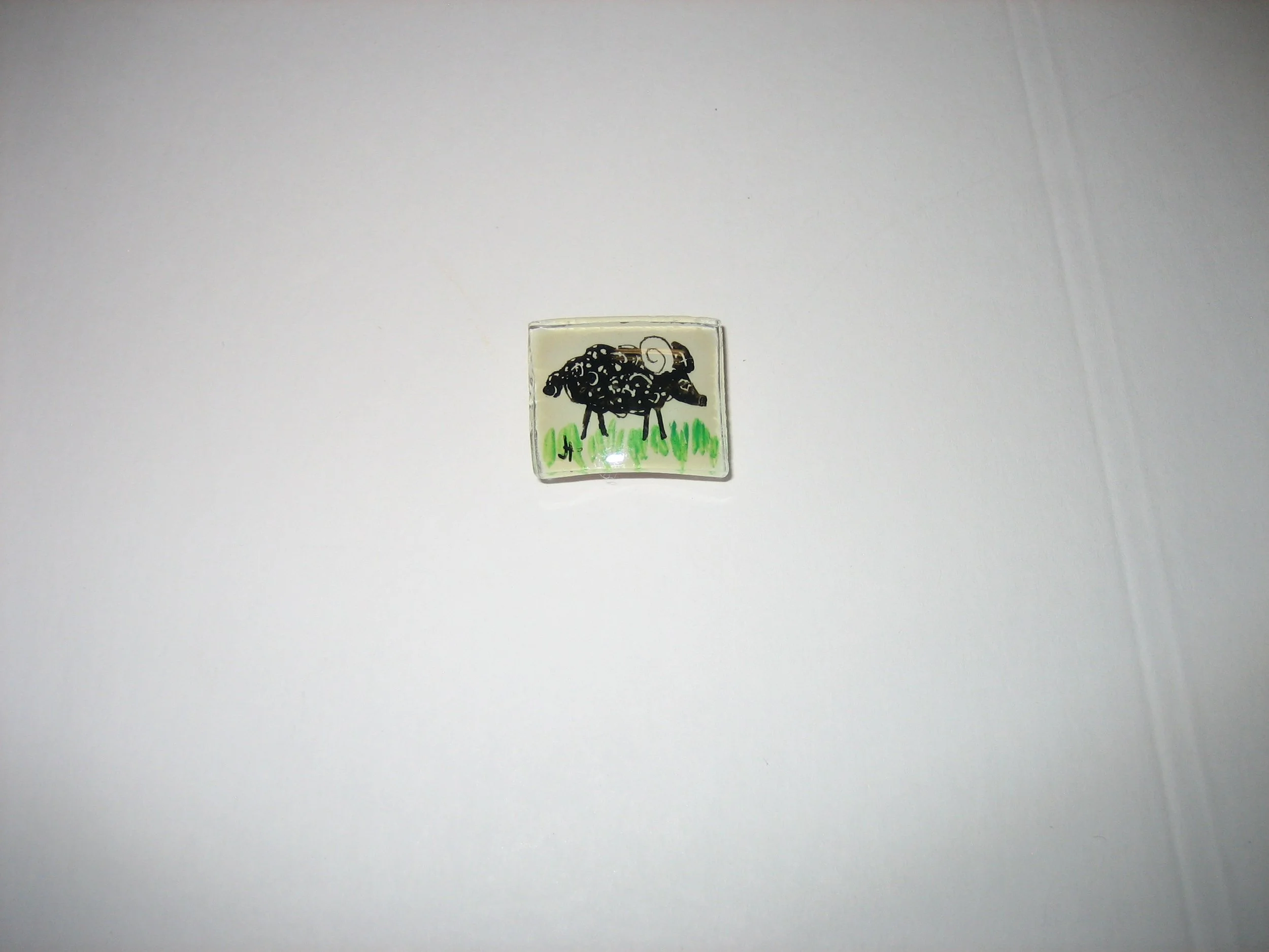 Artist-Joyce Hendrickson — 183 Vintage Buttons