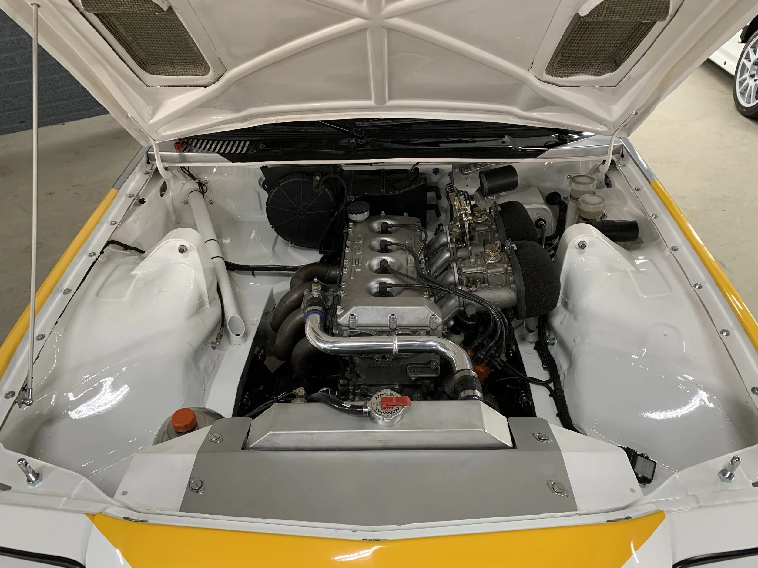 Opel Manta 400 — Heuvel Motorsport