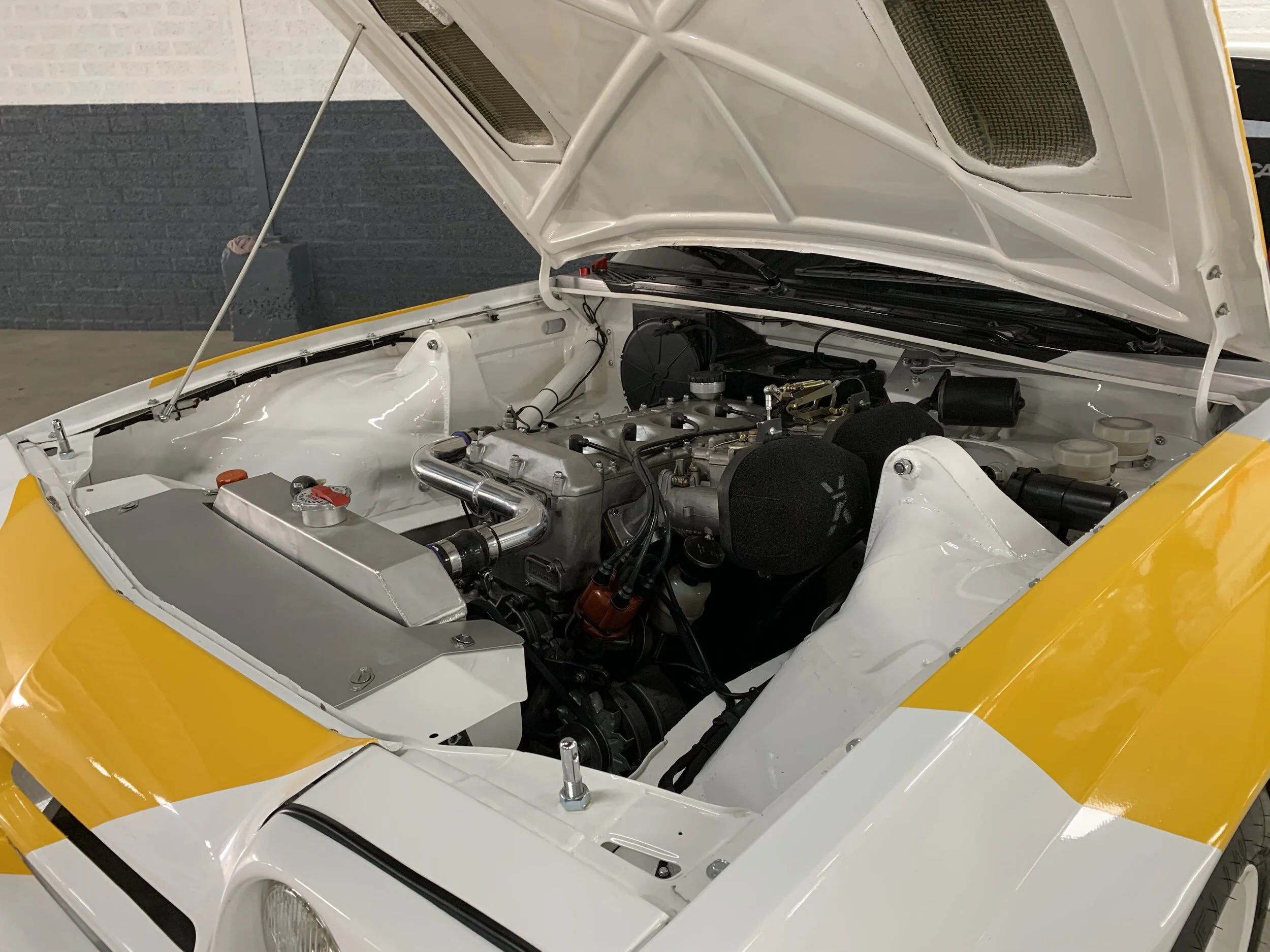 Opel Manta 400 — Heuvel Motorsport