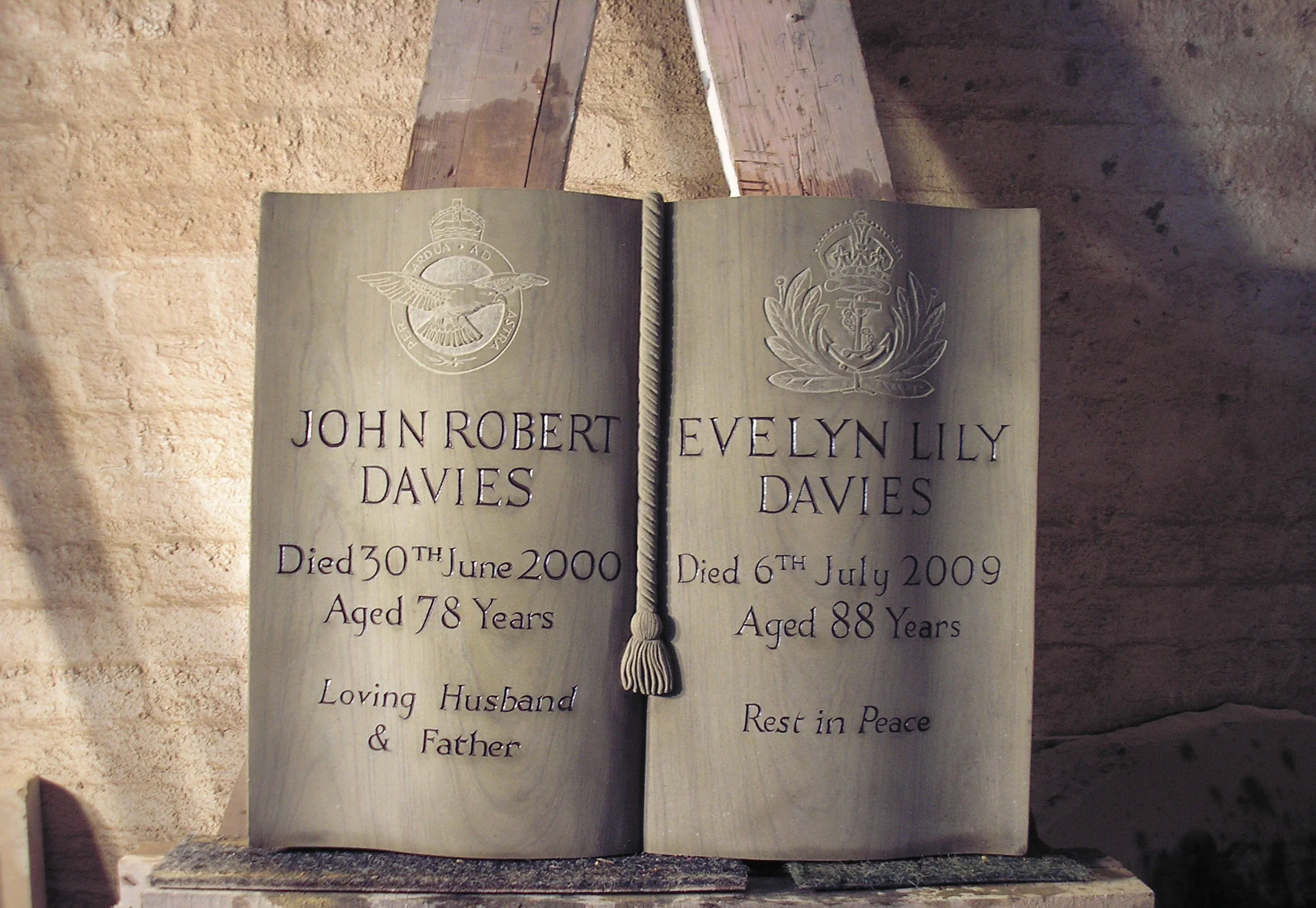 Simon Winter Stone Carving