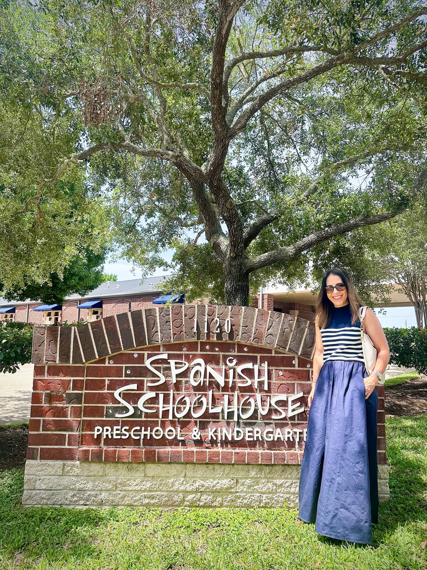 Spanish Schoolhouse: The Best Start for Bilingual Kids Proud of Their Roots