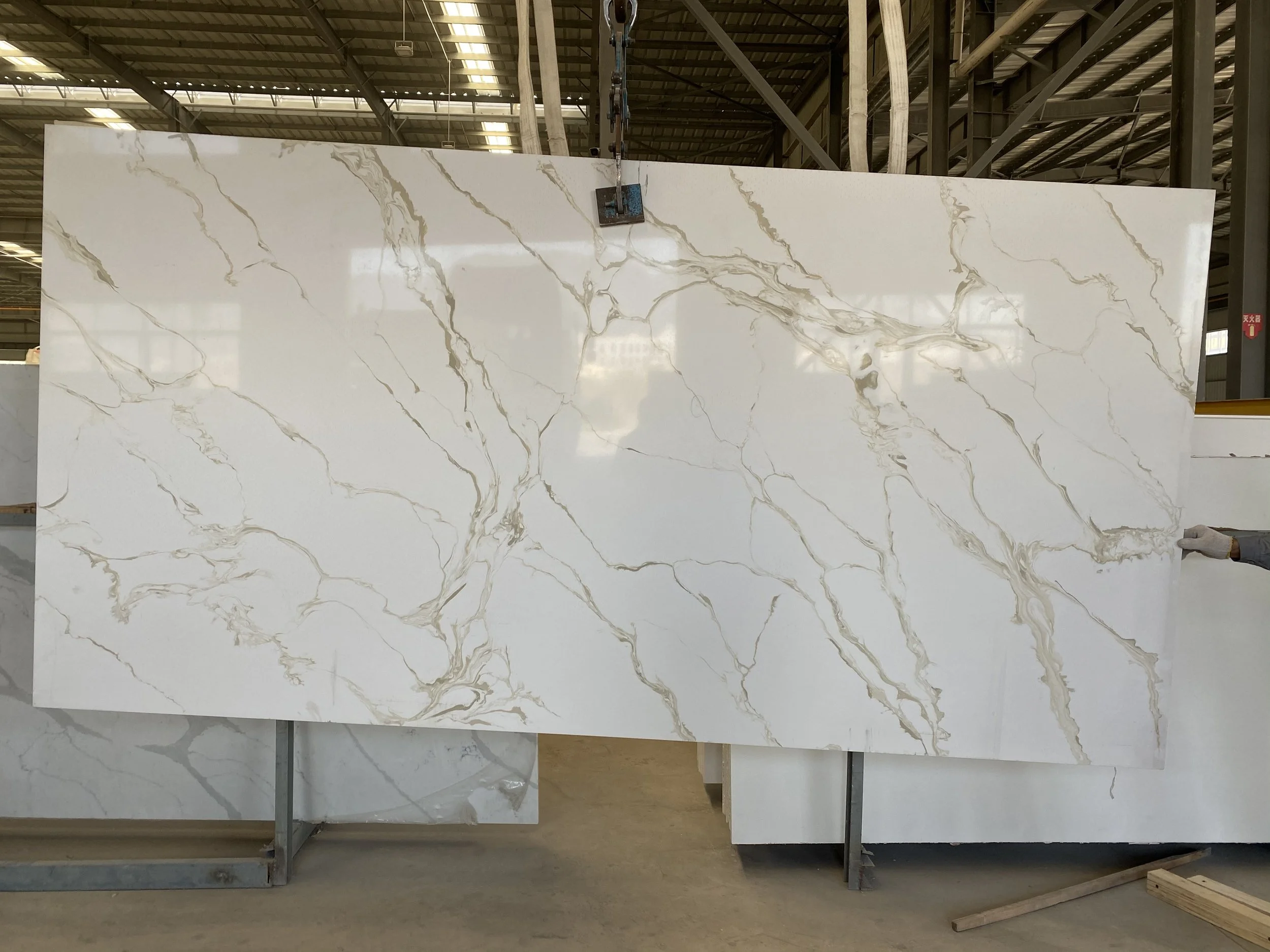 Pilos Quartz engineered stone countertop renovation Puerto Rico