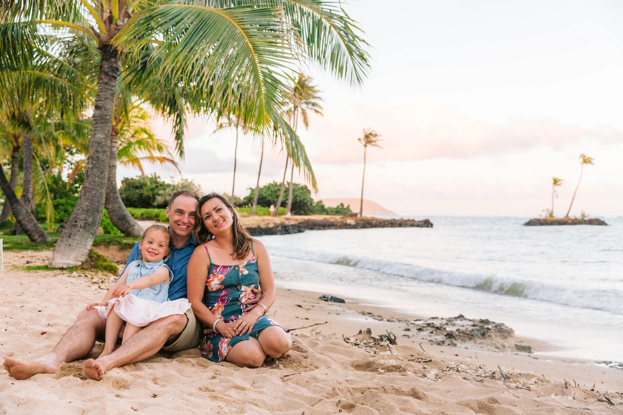 Extended Family Photography Session at Waialae Beach - Oahu ...