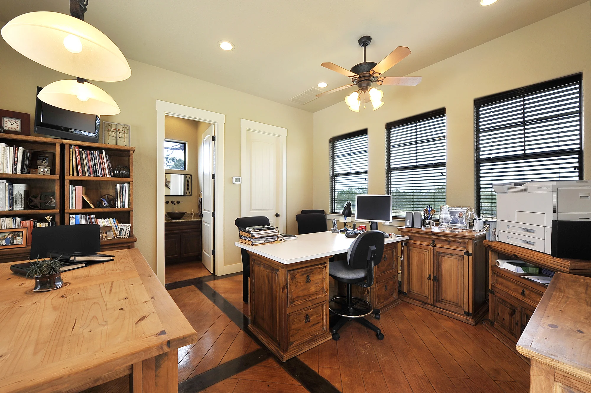 Dos Lagos2 — P.S. Designs, Inc