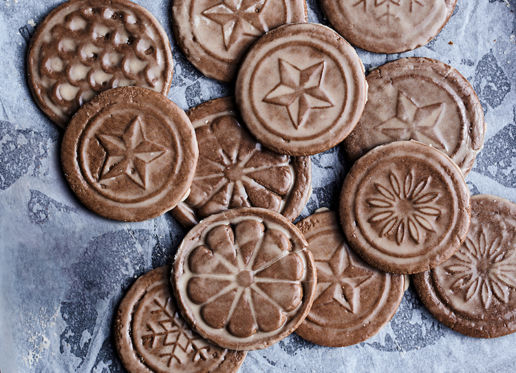 Recipe | Soft gingerbread tiles with rum butter glaze | The Simple Things