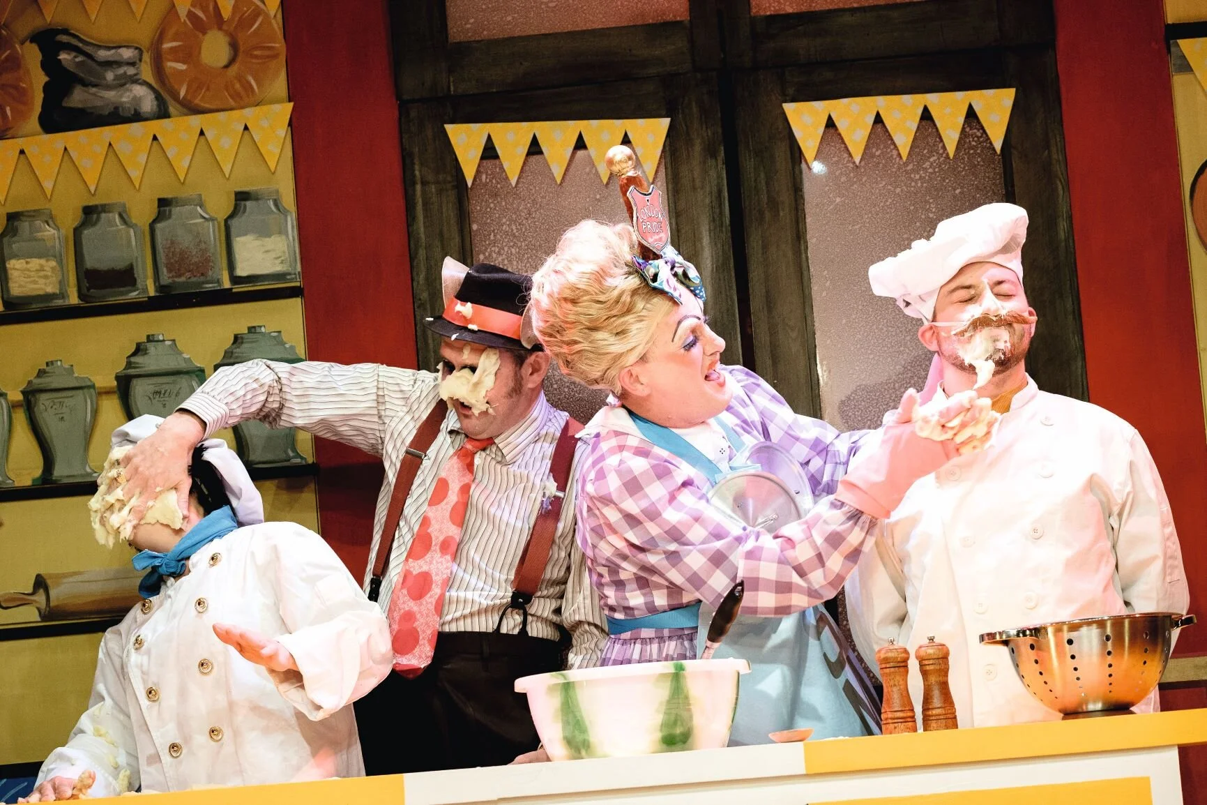 Fun | the season's groaniest panto jokes | The Simple Things