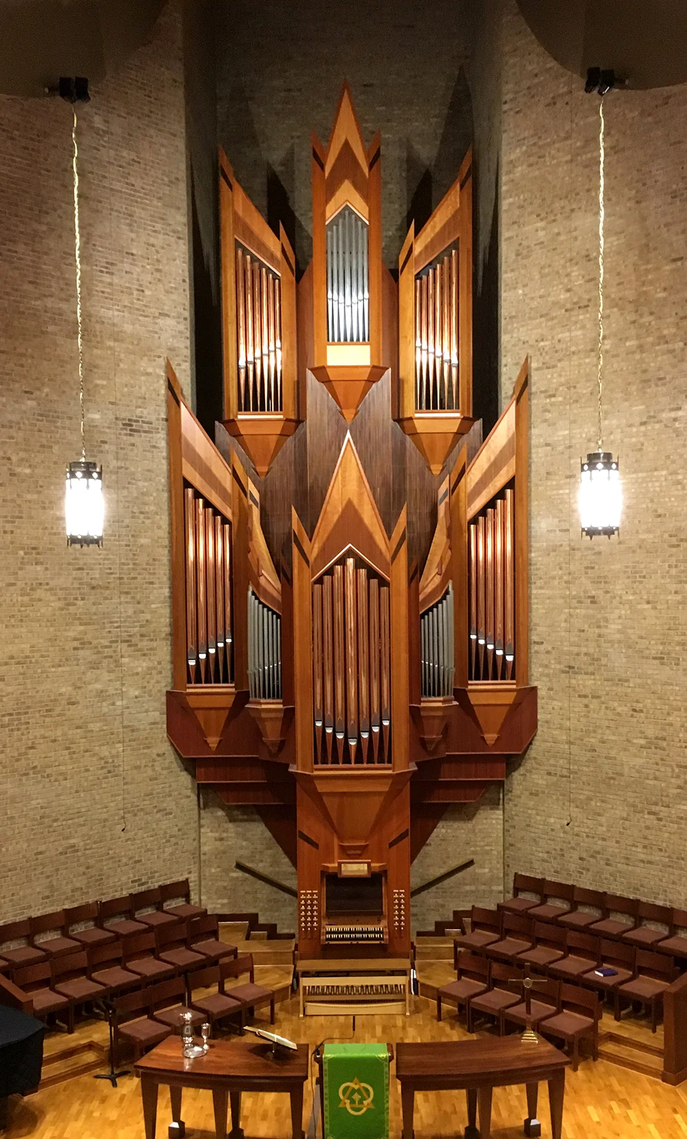 Lewtak Pipe Organ Builders — Lewtak