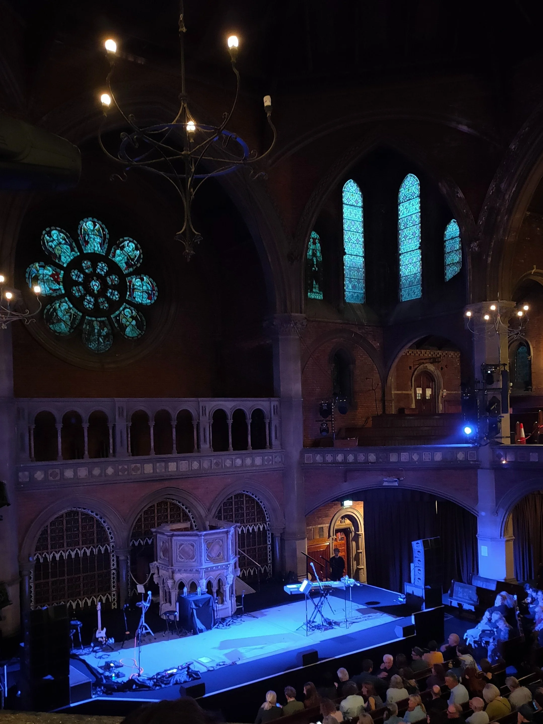 Justin Hayward + Mike Dawes - Union Chapel, London 20/09/22 — Red ...