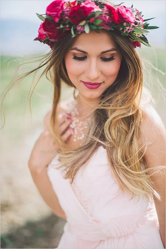 9 Unique Flower Crown Styles — The Overwhelmed Bride // Wedding Blog ...