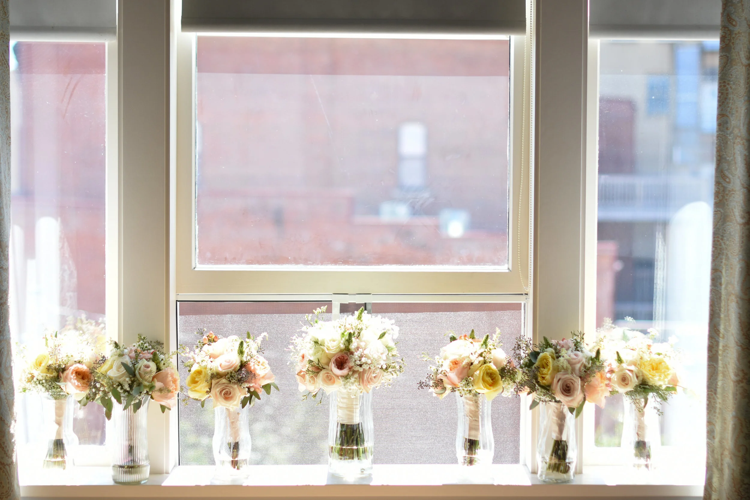 Featured Wedding // A Gold + Blush Modern Romance Iowa Wedding by Macy ...
