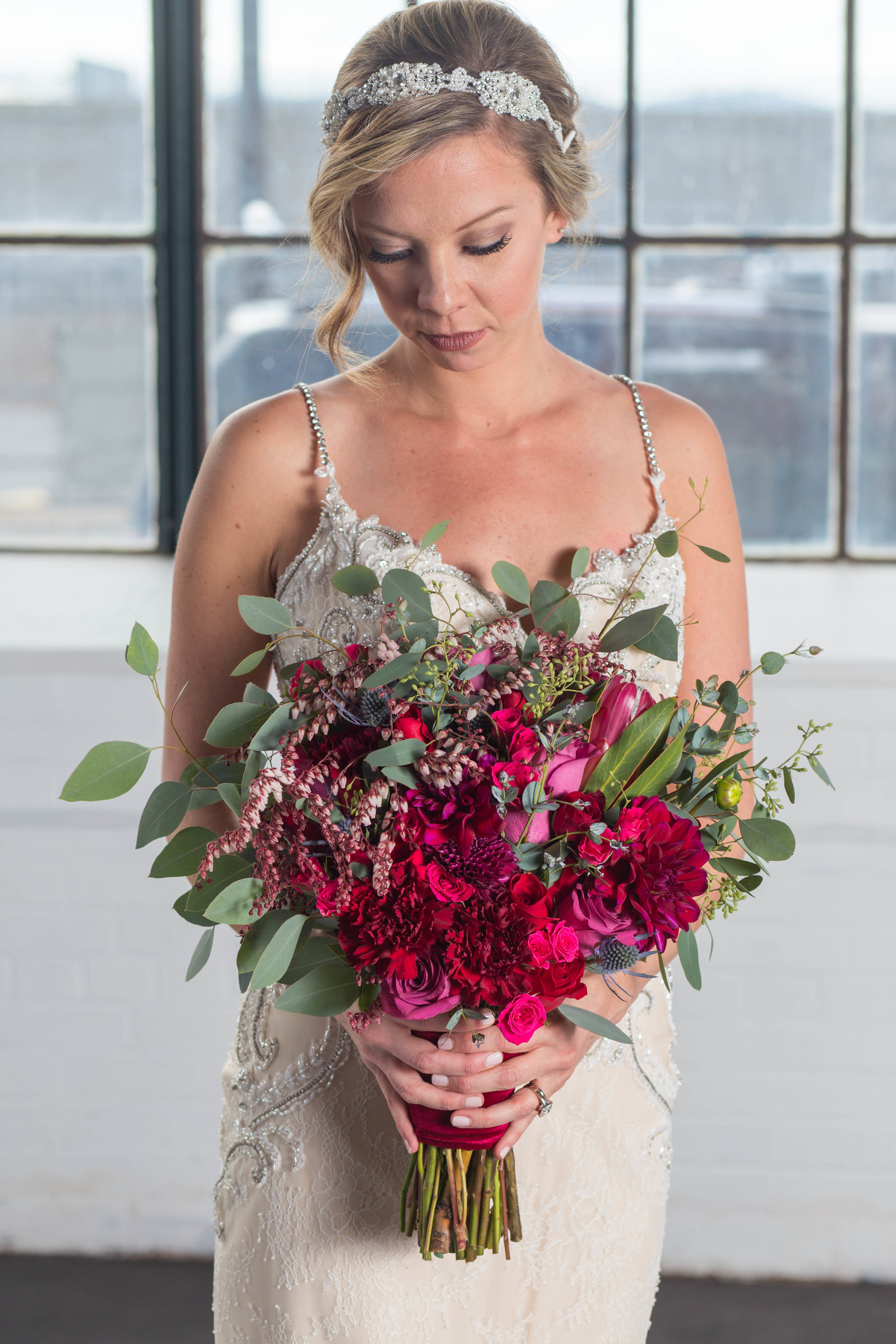 A Gatsby-Inspired Styled Wedding — The Overwhelmed Bride // Wedding ...