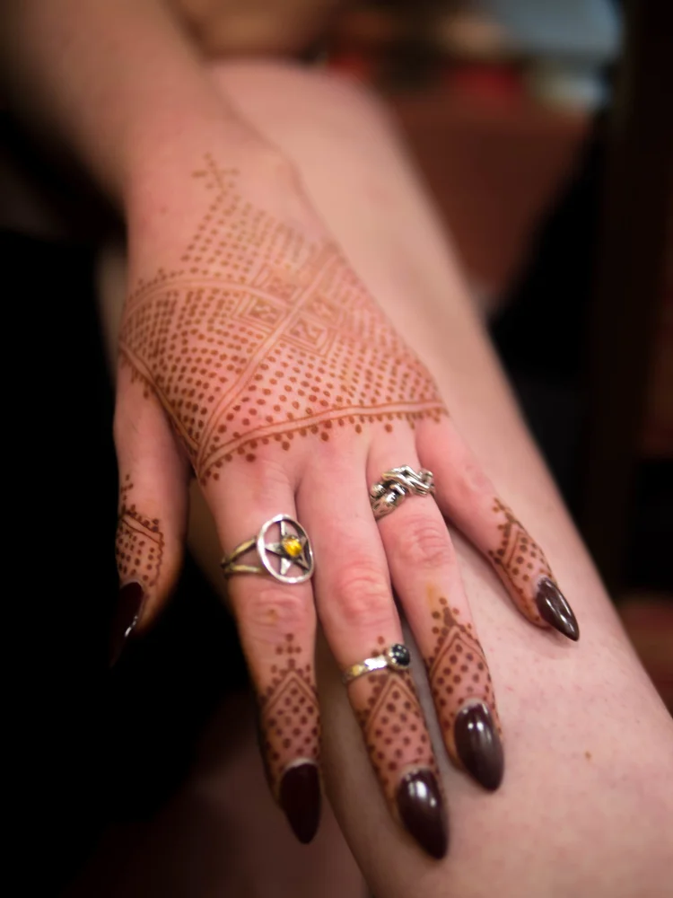 kenzi henna - exquisite body art - Henna