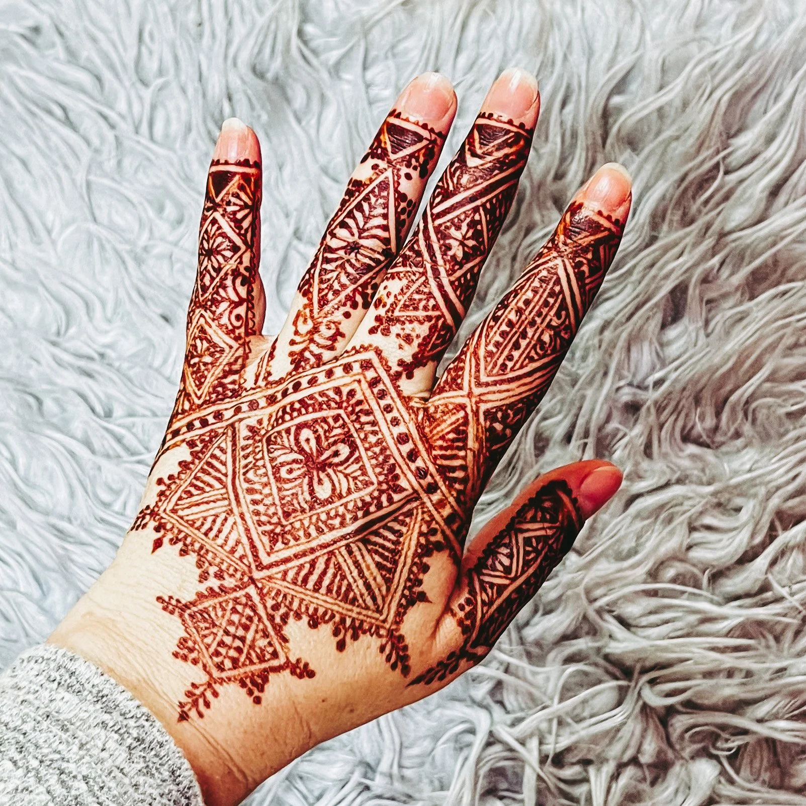 Kenzi Henna - Moroccan Henna