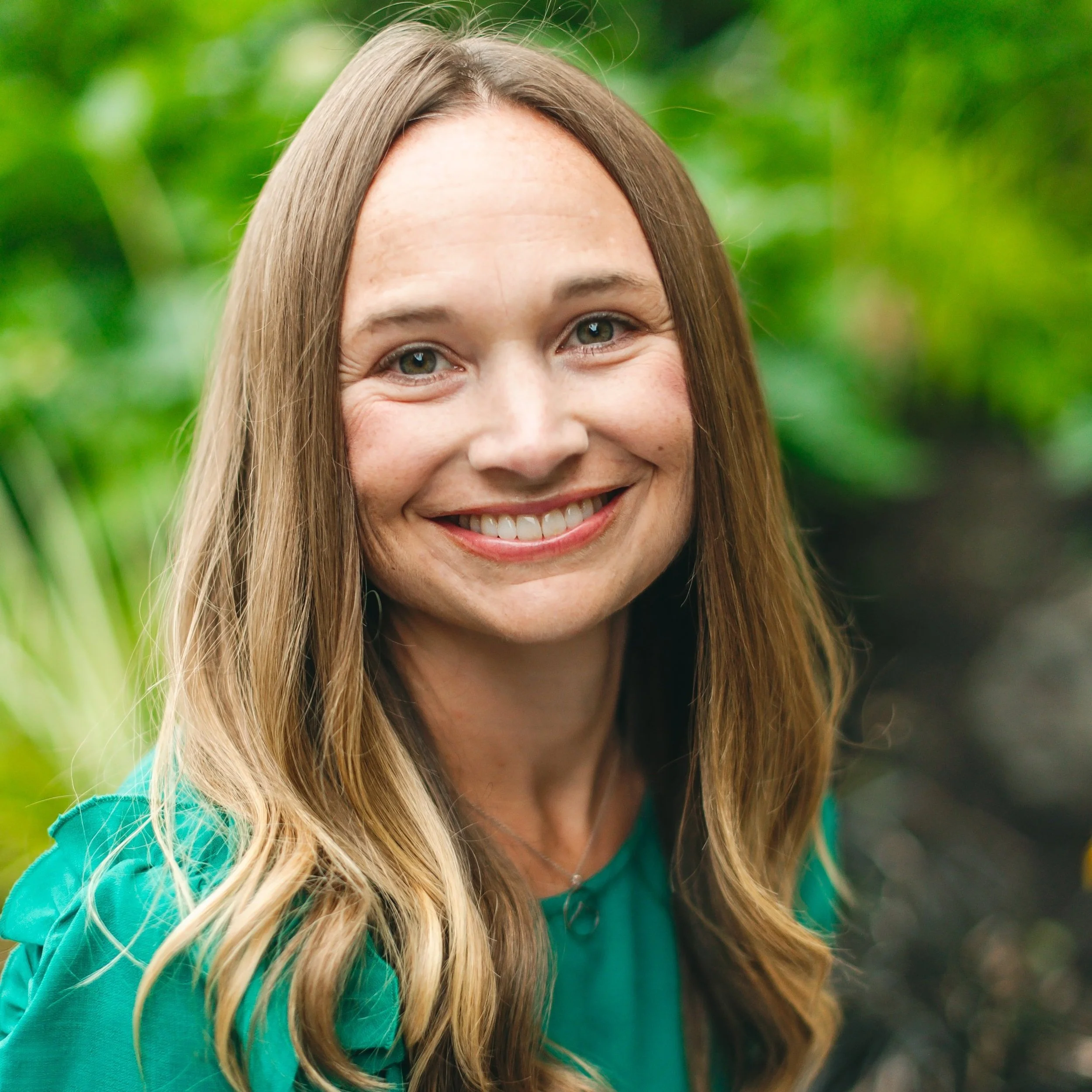 Lindsay Regan — Novo Life Counseling