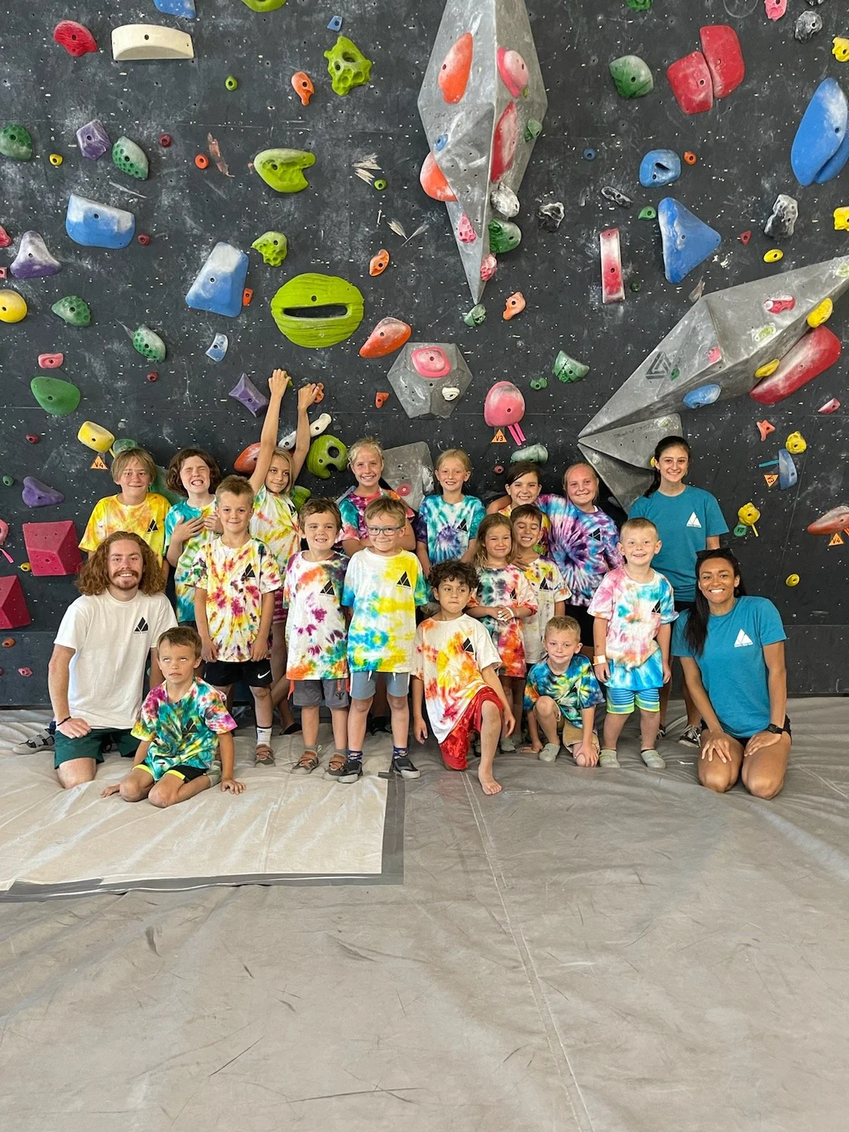 Shasta Rock Club – Indoor Rock Climbing in Redding (24/7)