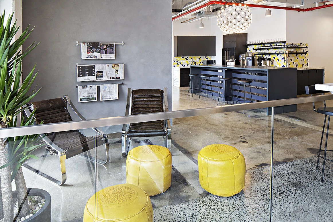 Ignitia Office — HUXHUX Design