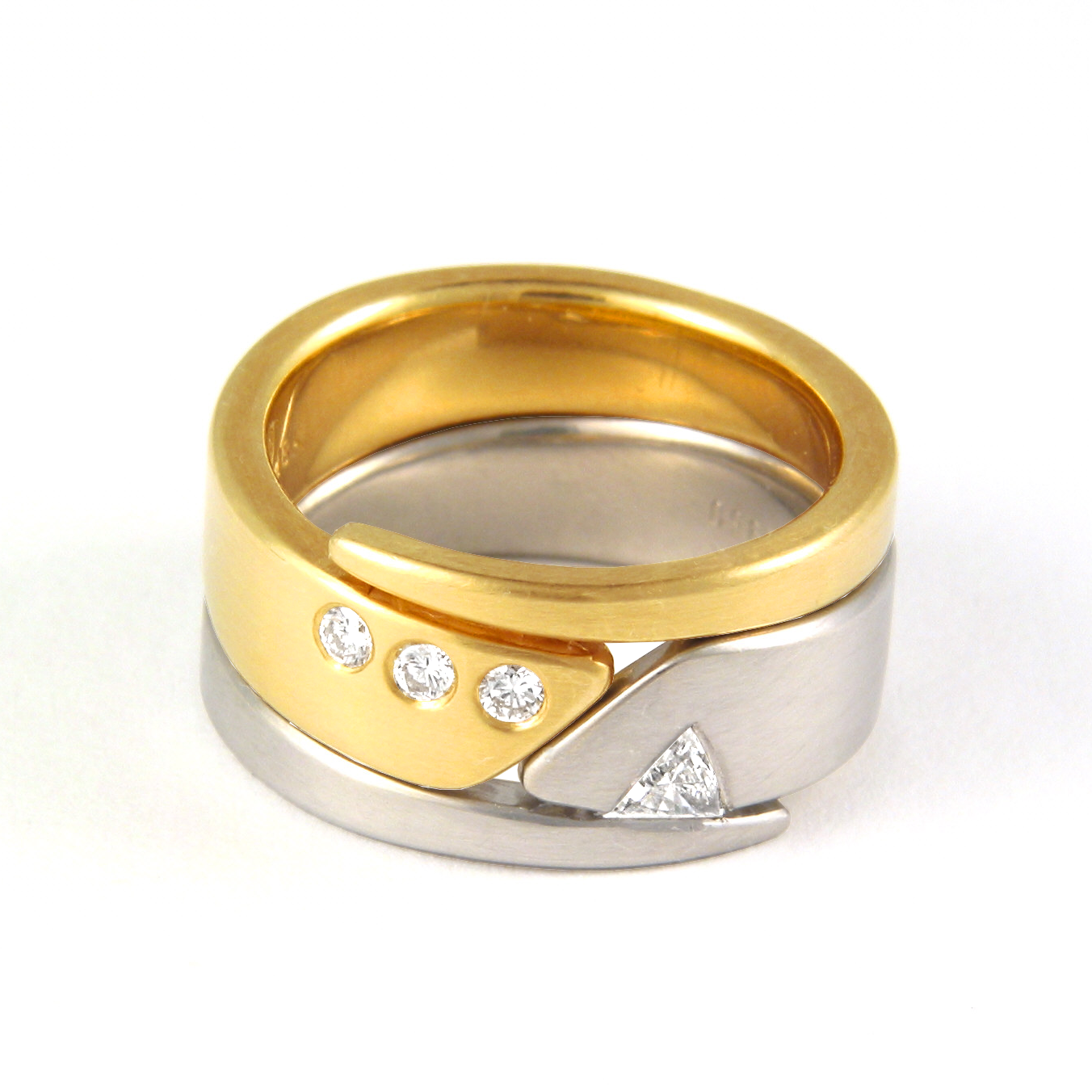 Wedding band set 'Duo' platinum diamonds — Pratima Design Fine Art ...
