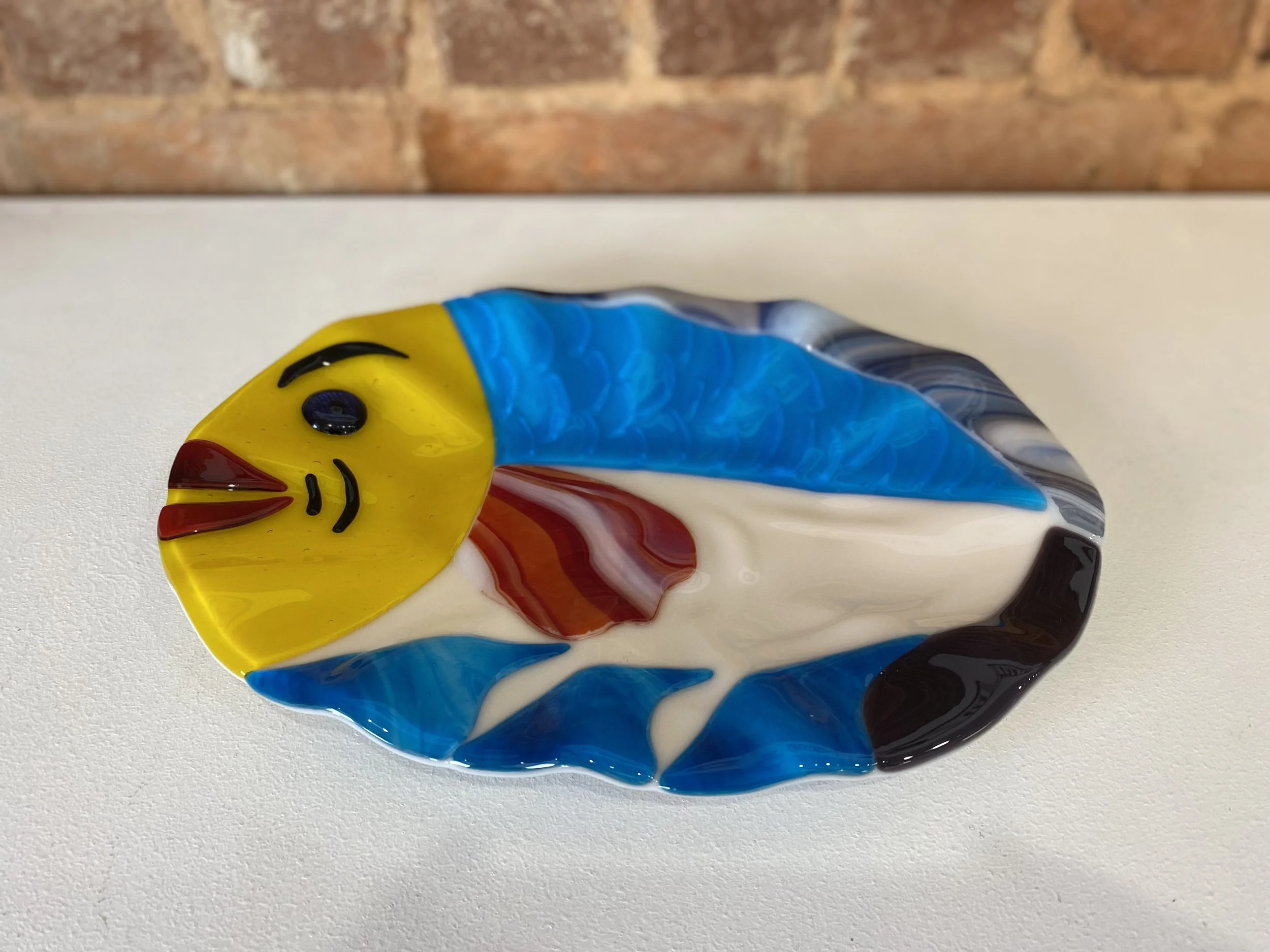 Retro fused glass fish platter — Paradise Custom Glass