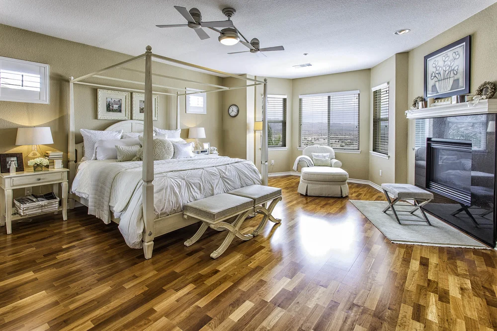 ATTRACTIVE HOME PHOTOGRAPHY