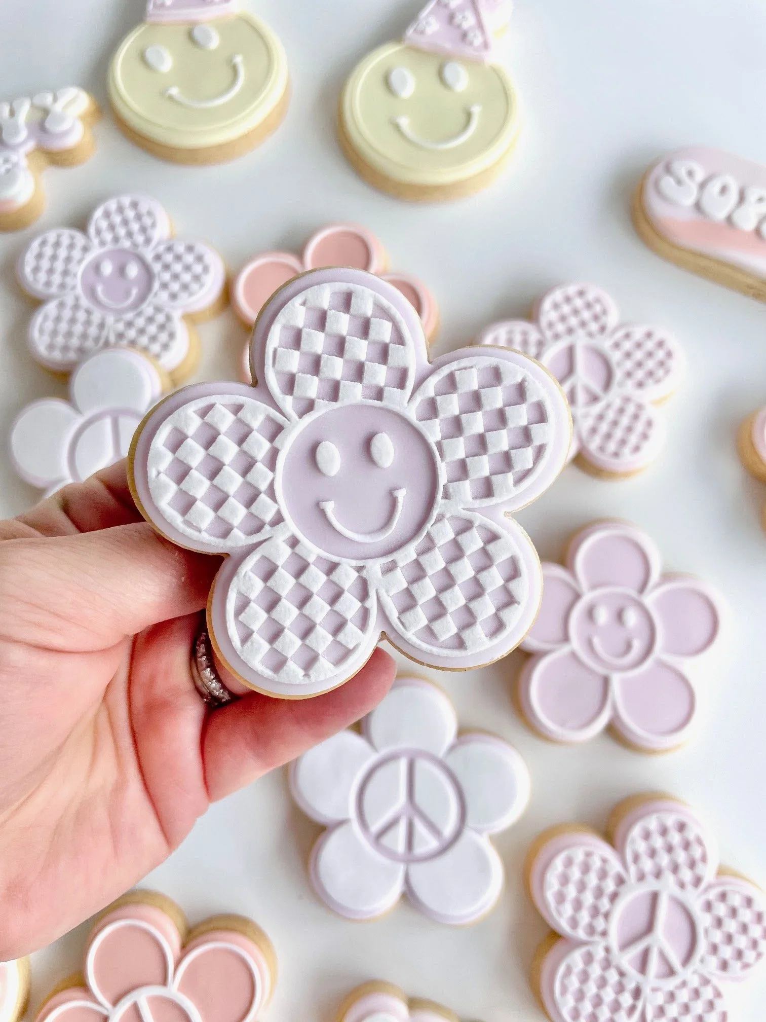 Daisy - Groovy theme! Designed to suit our current Daisy cutter — Sweet ...