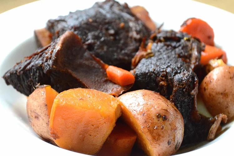 Amazing Soy-Braised Short Ribs — Unwritten Recipes