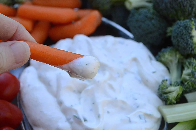 Easy Buttermilk Ranch Dip — Unwritten Recipes