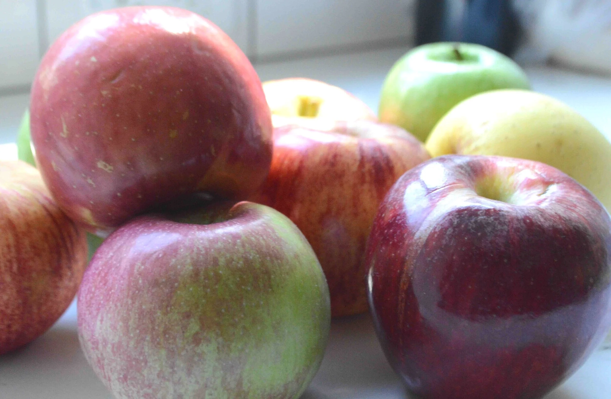 Easy Apple Crumble — Unwritten Recipes